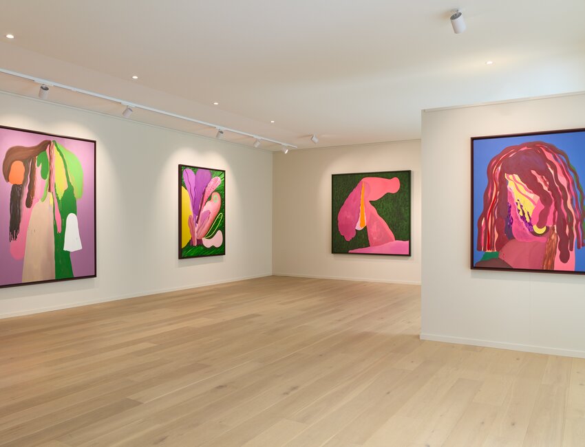 Contact Private Walls Gallery